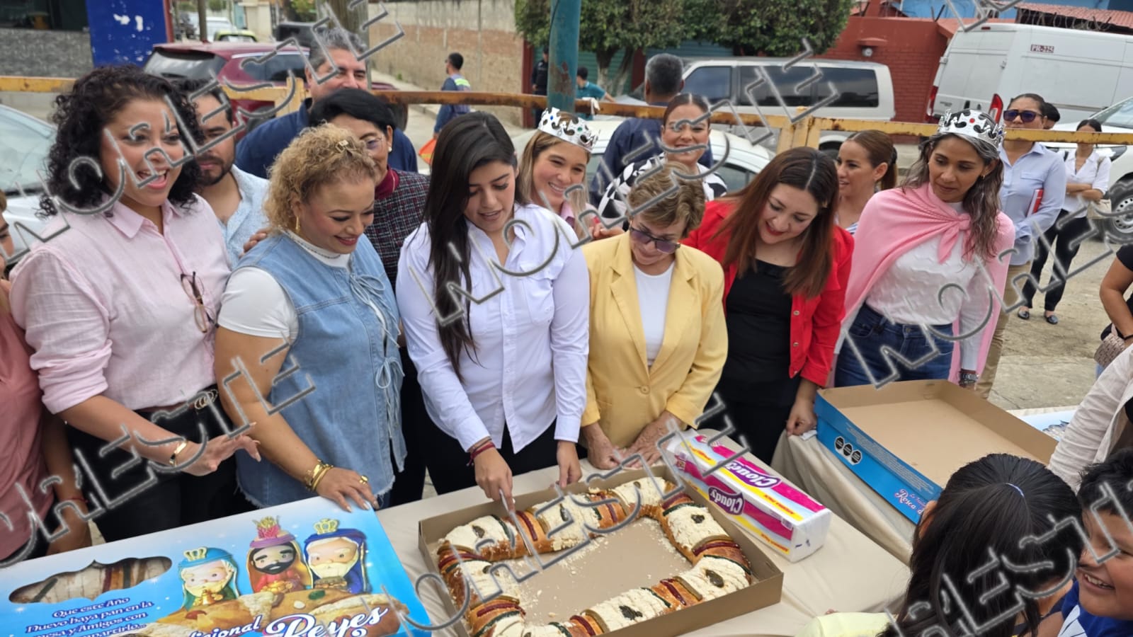 La magia de los Reyes Magos recorre colonias de Poza Rica - Noreste